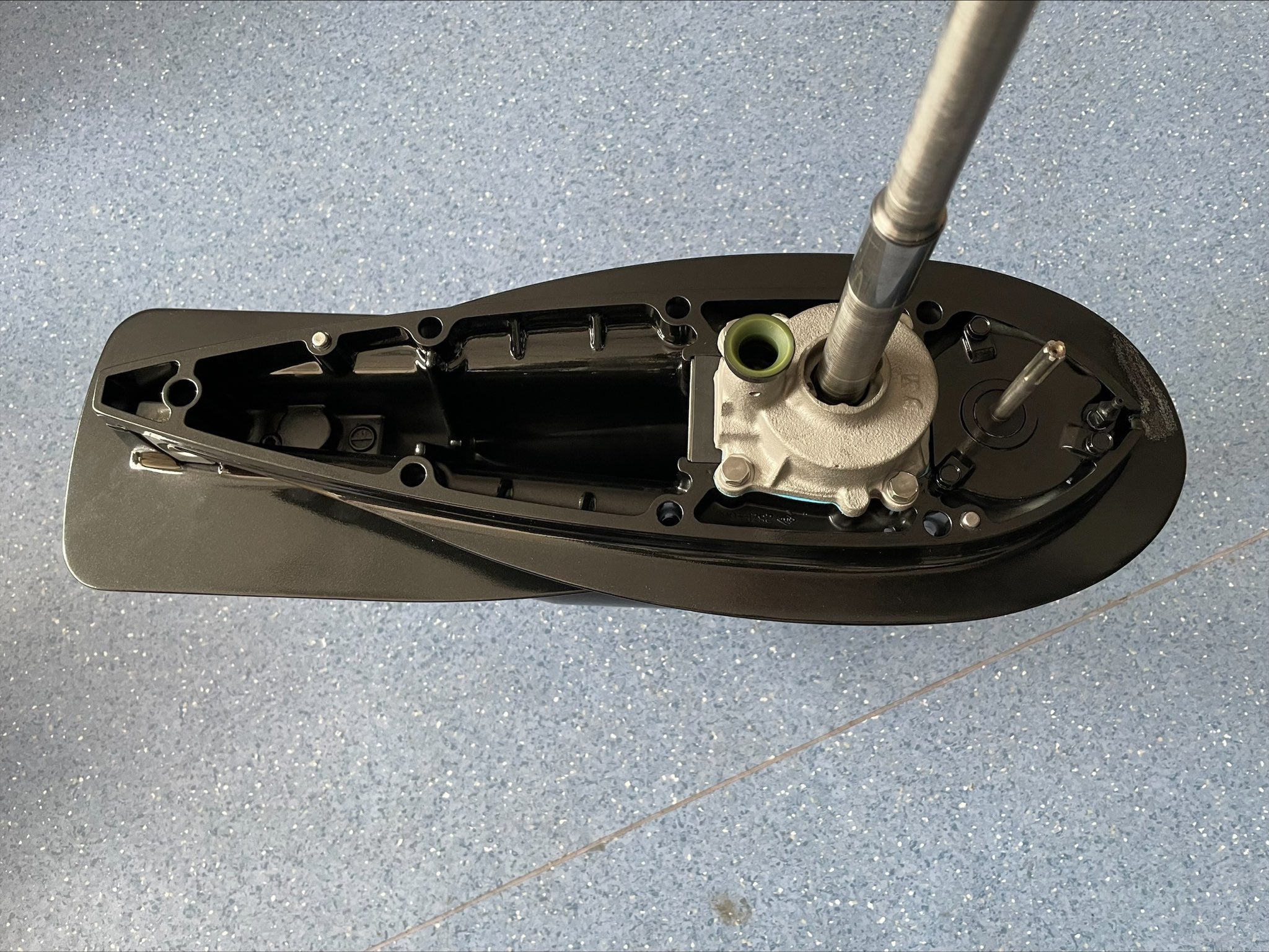 SUZUKI DF140 Lower Unit Assy 50040-92847-0EP – Baltic Motors