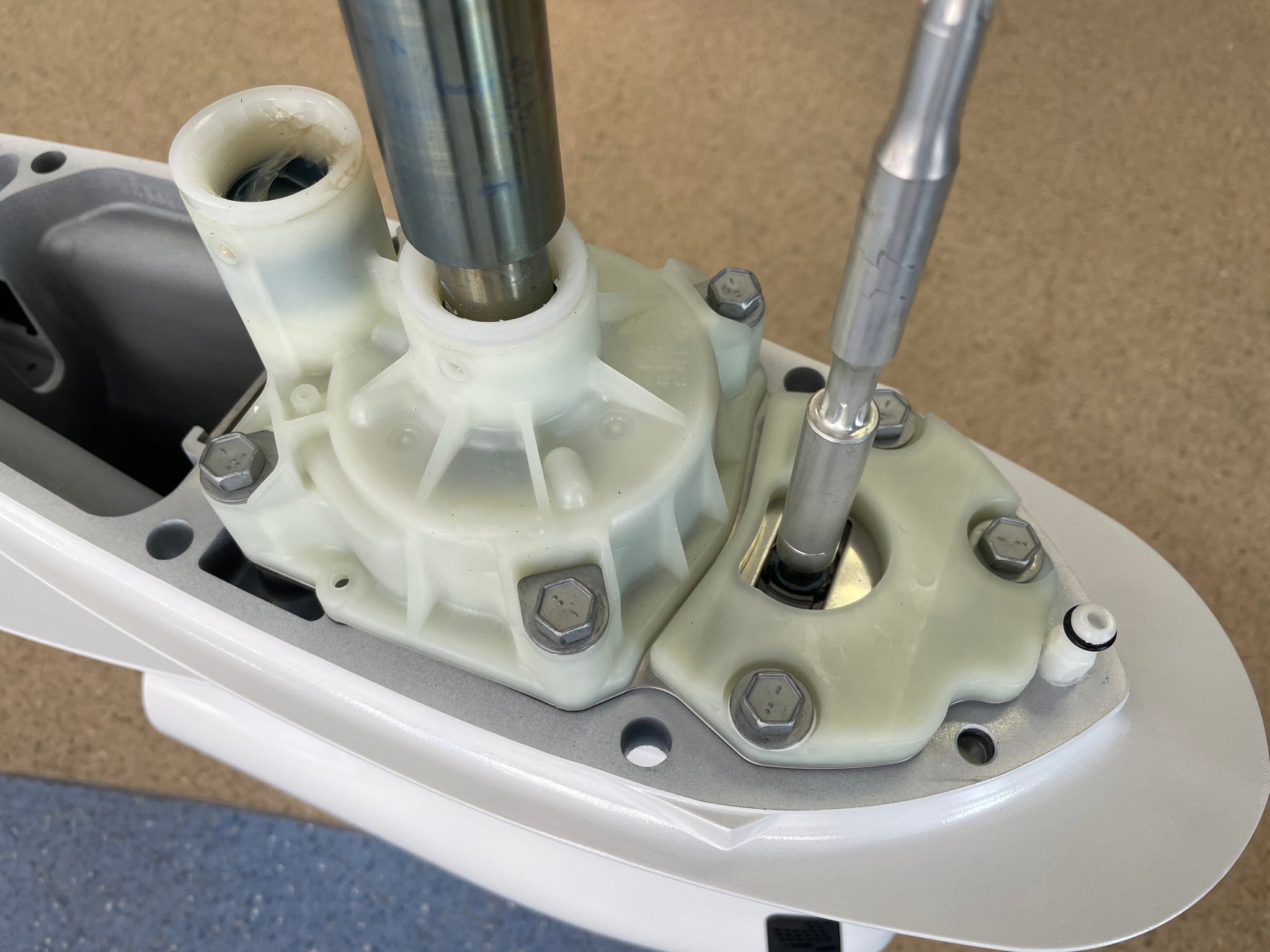 YAMAHA F300 F250 F225 Lower Unit Assy 6KA-45300-00-8D – Baltic Motors